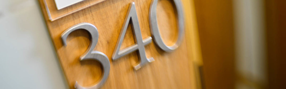 Schilder und Schilderleitsysteme - aus Ihrer Rostocker Kreativfabrik